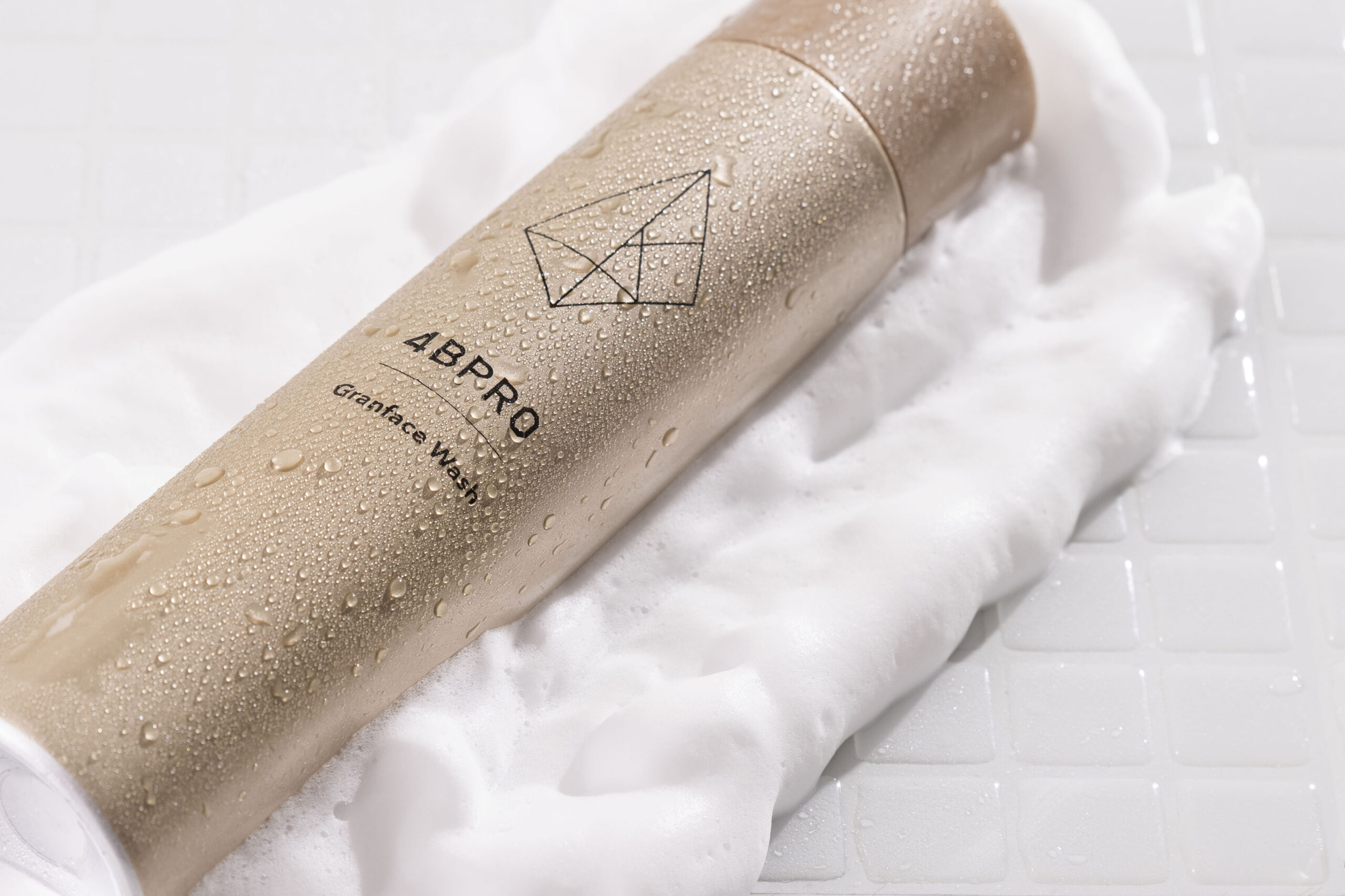 【提供素材】4BPROグランフェイスウォッシュ画像 | NBSSHOP カスタマーサイト